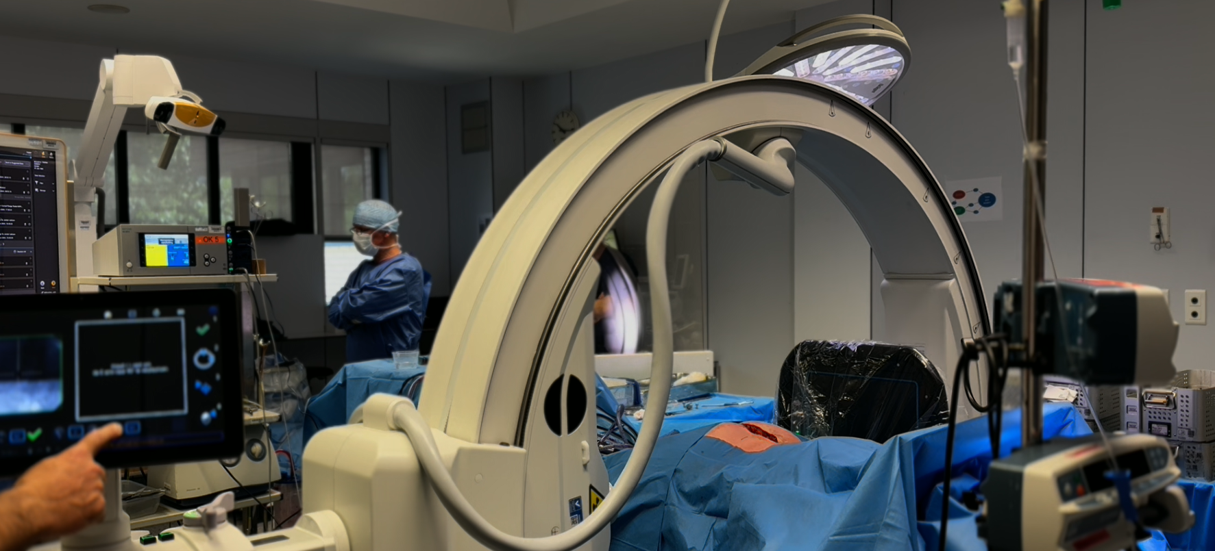 Eerste combinatie GE OEC 3D & Brainlab | Duomed